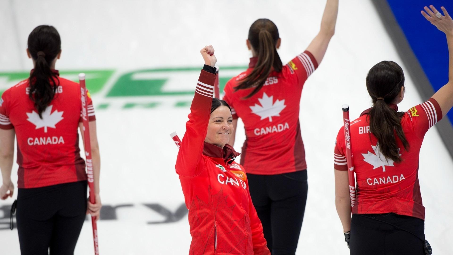 Einarson earns bye to women’s worlds semis with win over Japan